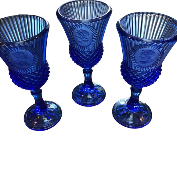 Avon | Dining | Euc Vintage Blue Fostoria Glass Avon Goblets George And ...